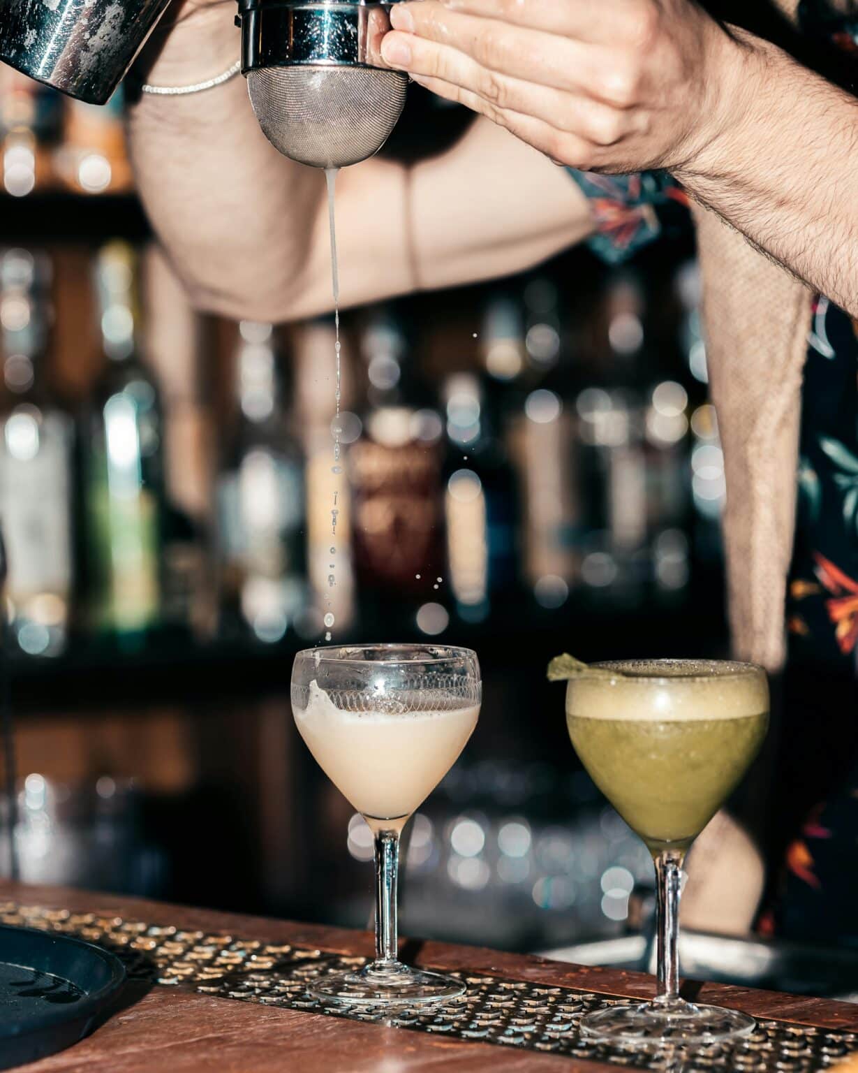 13 Proven Rules to Train Exceptional Bartenders & Boost Your Bar’s Success
